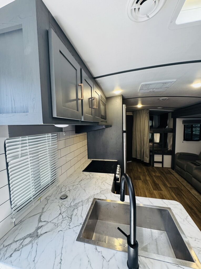 2022 Keystone Bullet Ultra Lite SOLAR | Travel Trailers, Bumper Pull ...