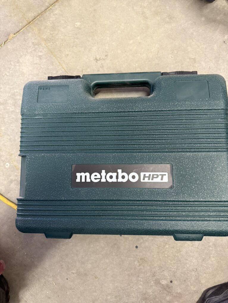 Ryobi One+ 18 guage brad nailer (tool only) | Power and Hand Tools ...