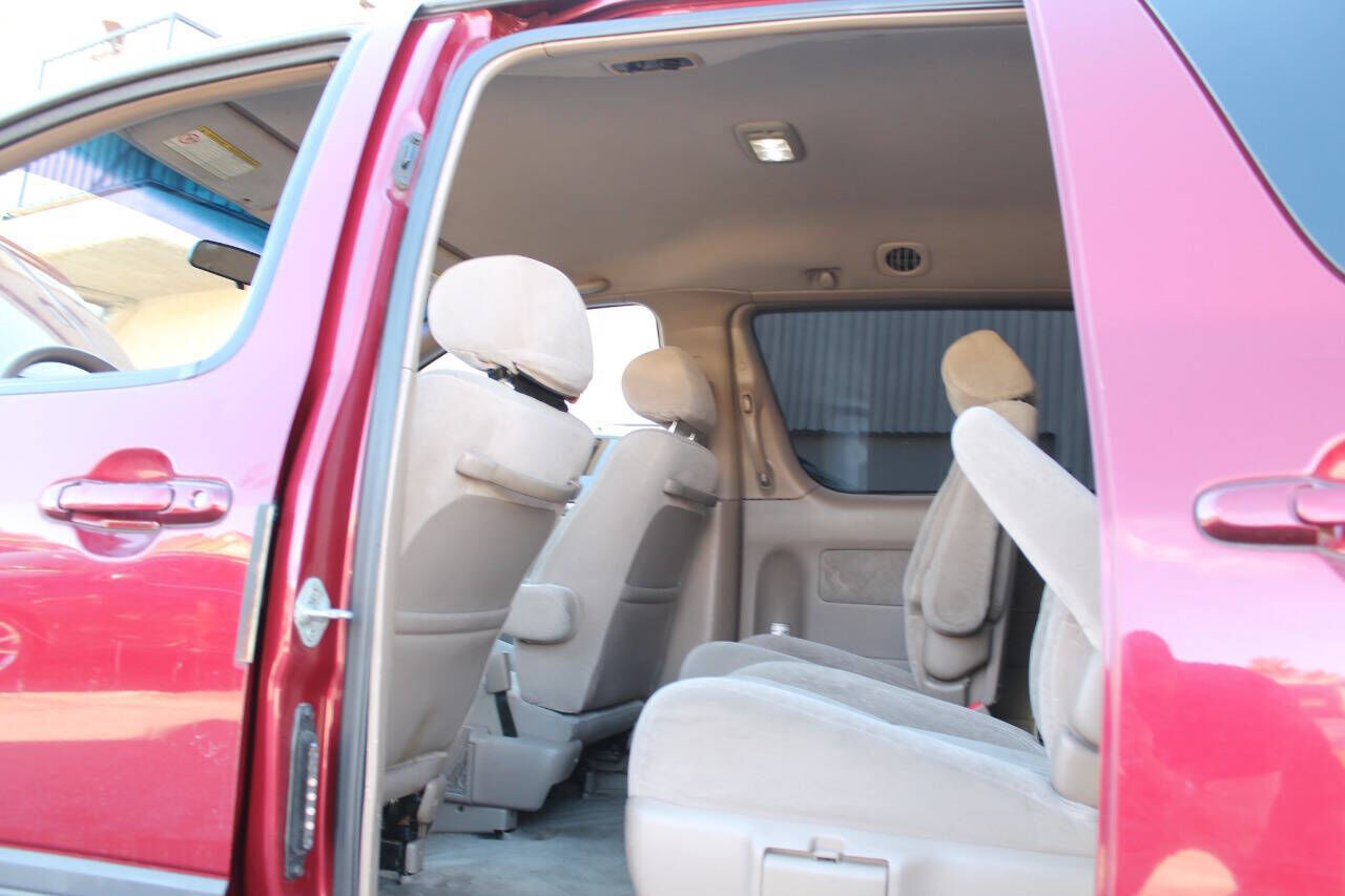 1998 Toyota Sienna LE in Las Vegas, NV | KSL Cars