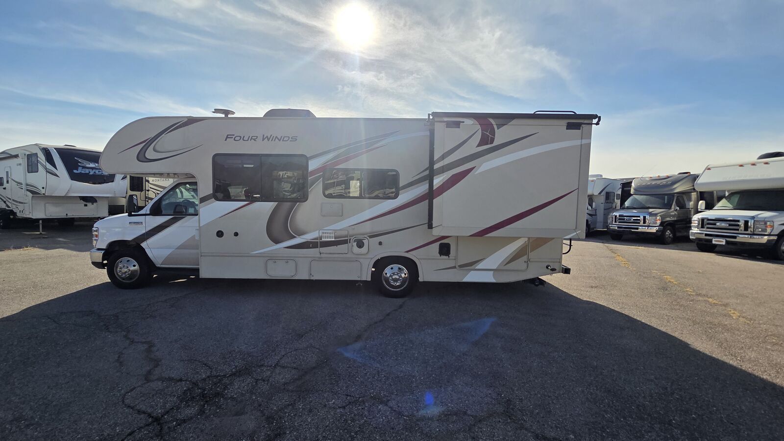 2020 Thor Motor Coach Four Winds 26B 1 slide sleeps 8 | Motorhomes ...