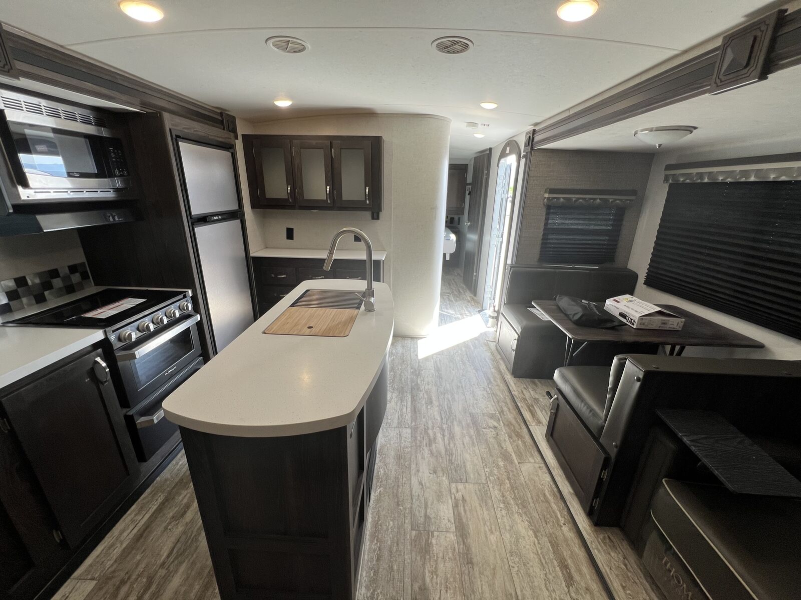 2020 HIGHLAND RV MESA RIDGE 312BHS | Travel Trailers, Bumper Pull | KSL ...