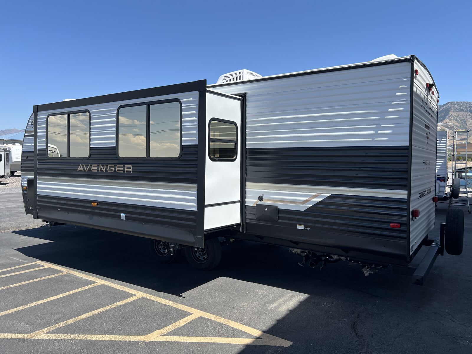 2026 PRIME TIME AVENGER 26DB | Travel Trailers, Bumper Pull | KSL ...