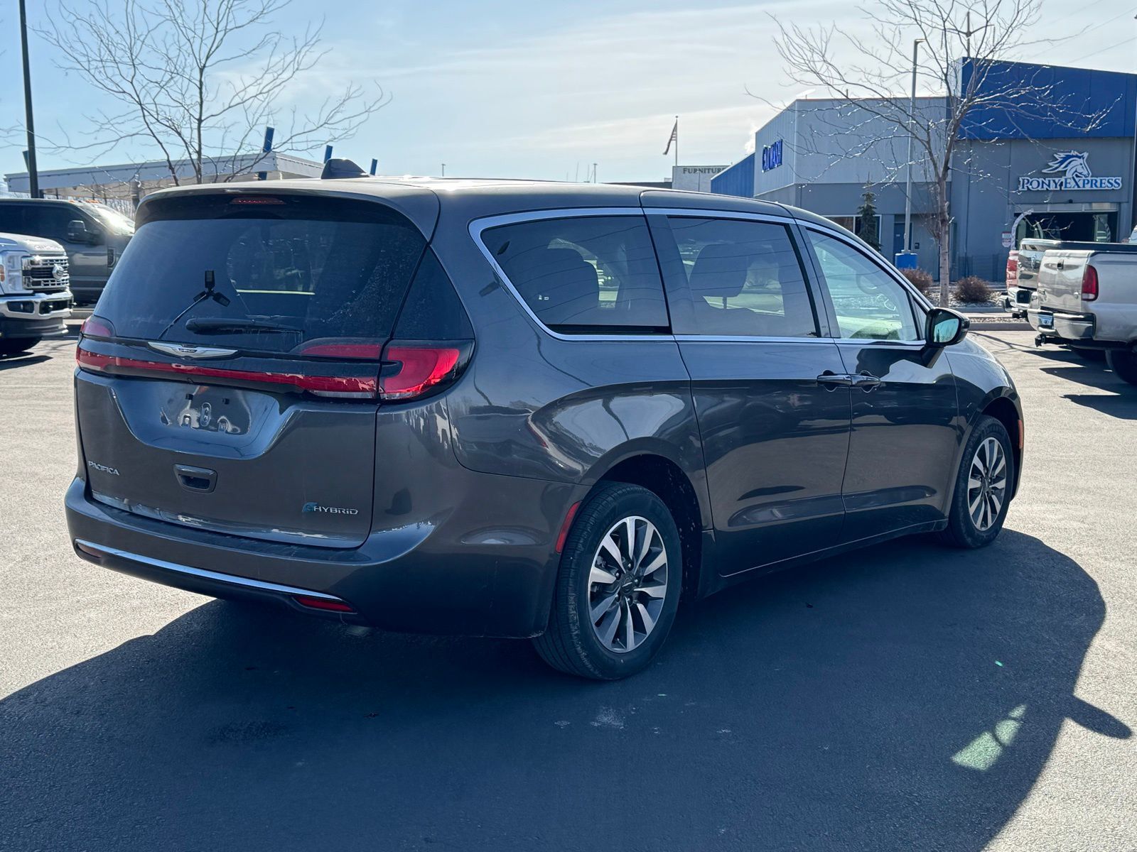 2022 Chrysler Pacifica Hybrid Touring L in Idaho Falls, ID | KSL Cars