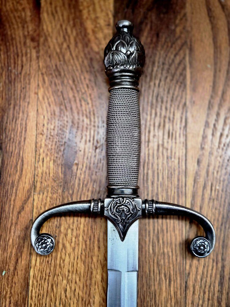 Knights Dagger –(Featured in Spider-Man 2) | Knives | KSL Classifieds