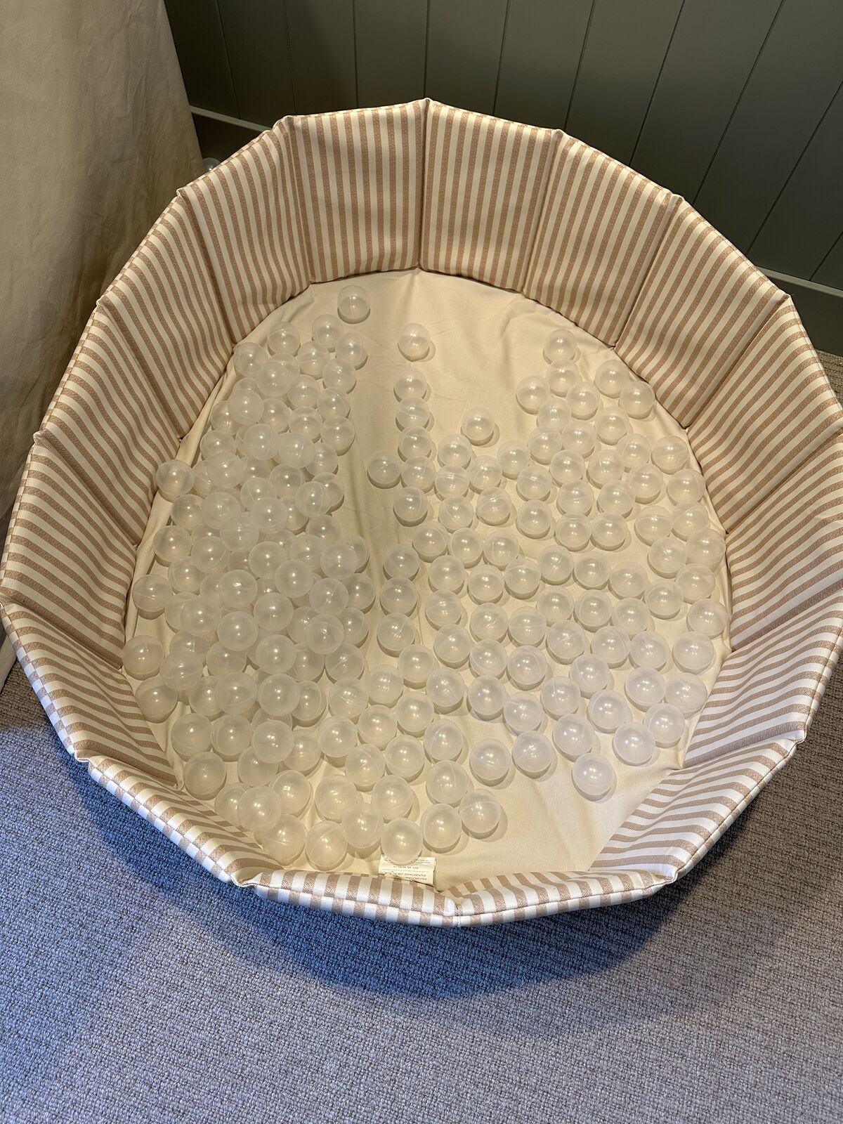 Gathre Children's Ball Pit | Play Furniture | KSL Classifieds