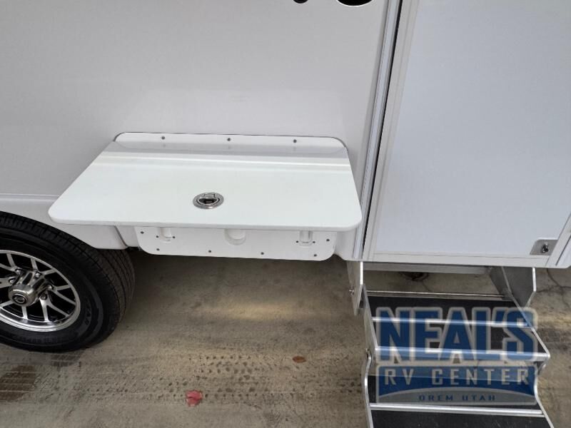 2026 Oliver Travel Trailers Legacy Elite ll Twin Bed | Travel Trailers ...