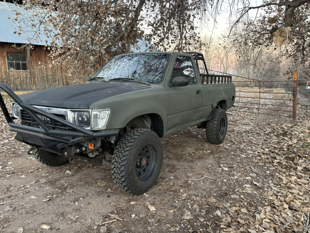 1989 Toyota Pickup DLX in Vernal, UT | KSL Cars
