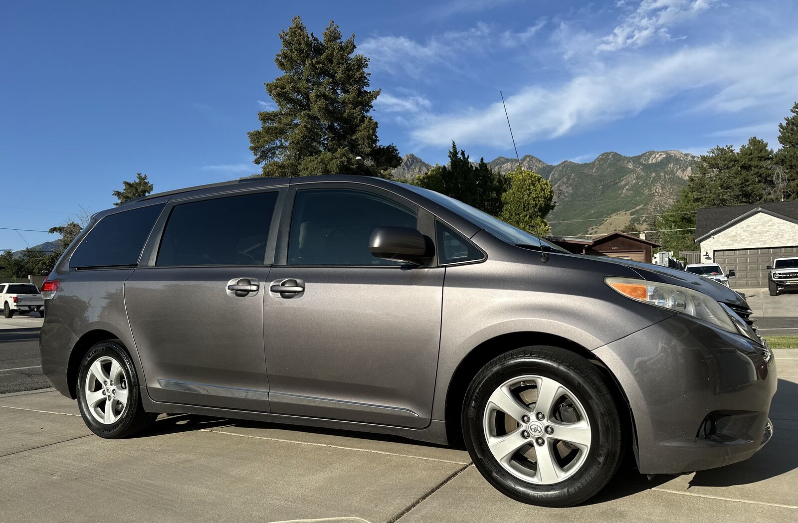 2011 Sienna Mpg