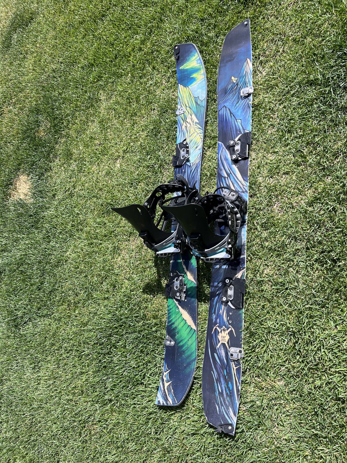 Jones Youth Splitboard w Bindings & Skins (137cm) | Backcountry ...