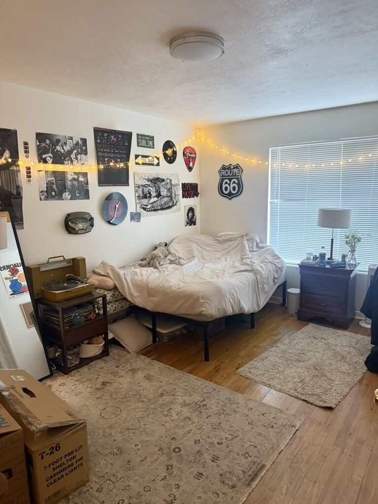 Private Room In 4 Bedroom House! | Recreational Property For Sale or ...