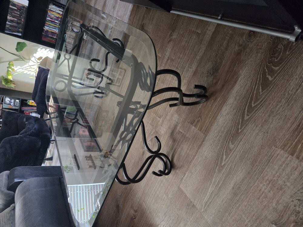 Coffee Table | Coffee Tables and End Tables | KSL Classifieds