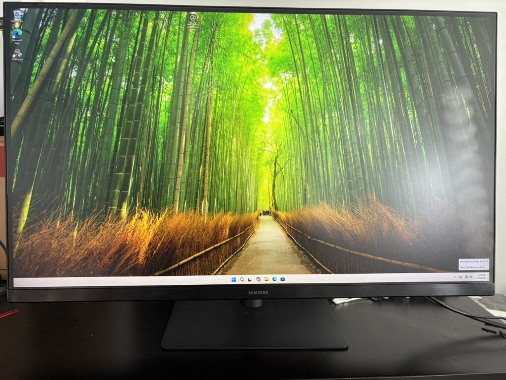 Gaming PC - GeForce 4060 - Samsung Monitor | Desktops | KSL Classifieds
