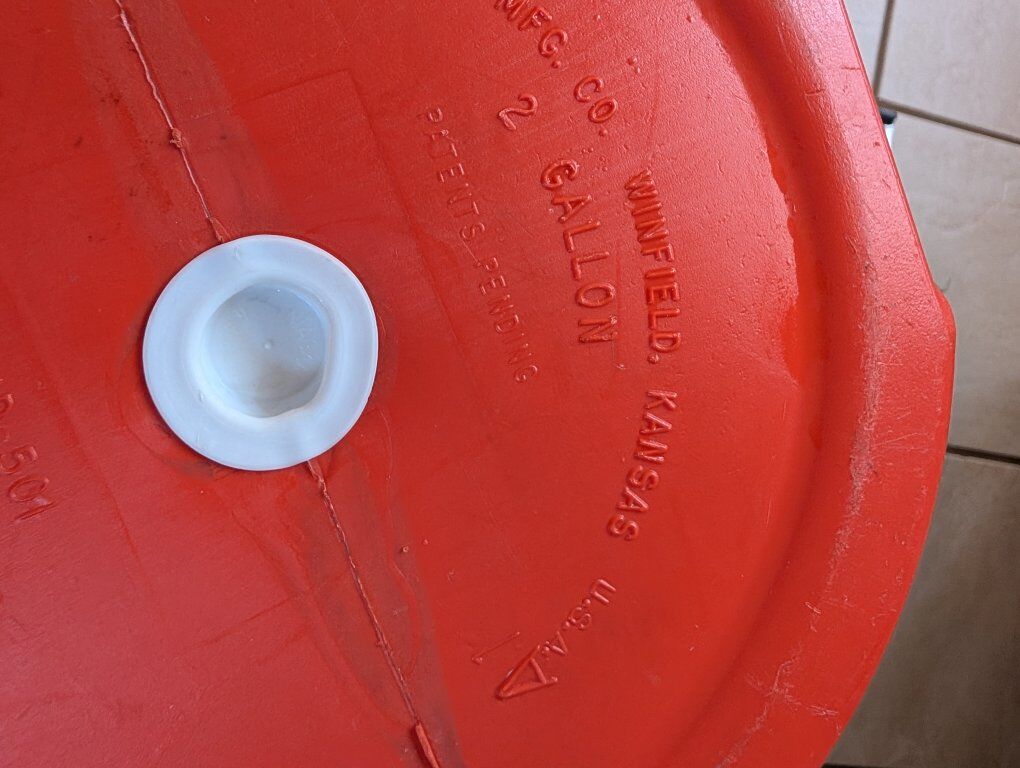 Gott 2 Gallon Water Jug | Camping & Outdoors Equipment | KSL Classifieds