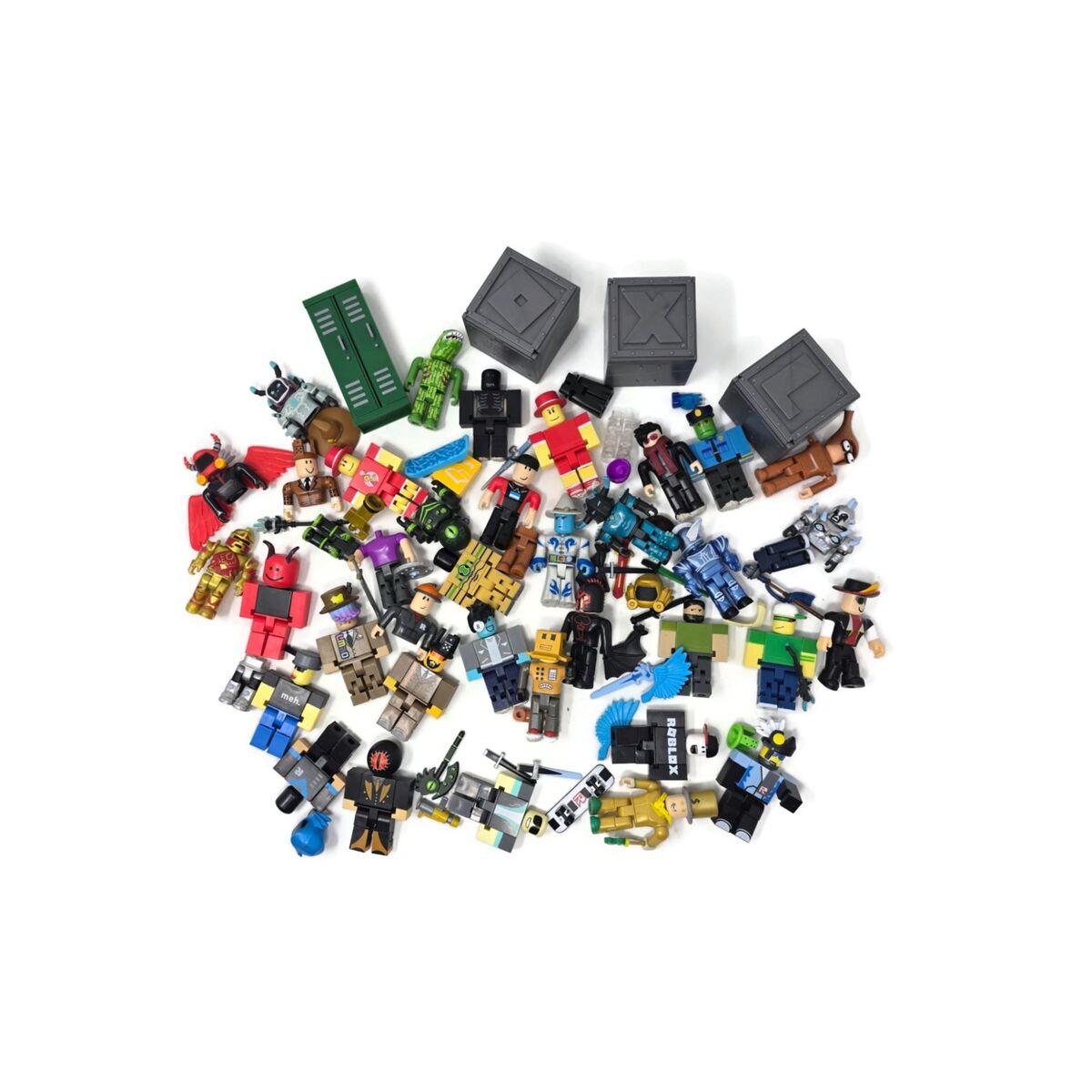 Roblox Figure Lot 35+ Figures & Accessories Crates Weapons Wings ...