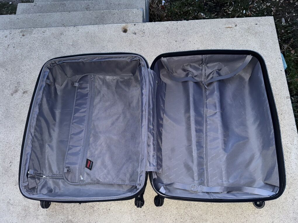 Andare Black Hard Shell 29 tall Luggage | Luggage & Bags | KSL Classifieds