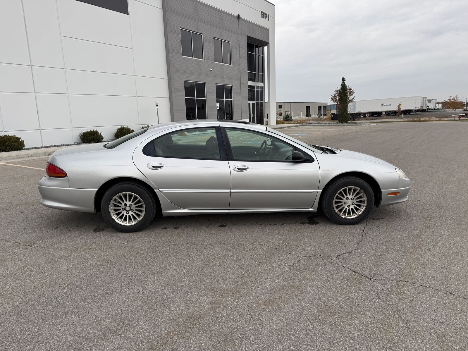 2002 Chrysler Concorde LXi in Hyde Park, UT | KSL Cars