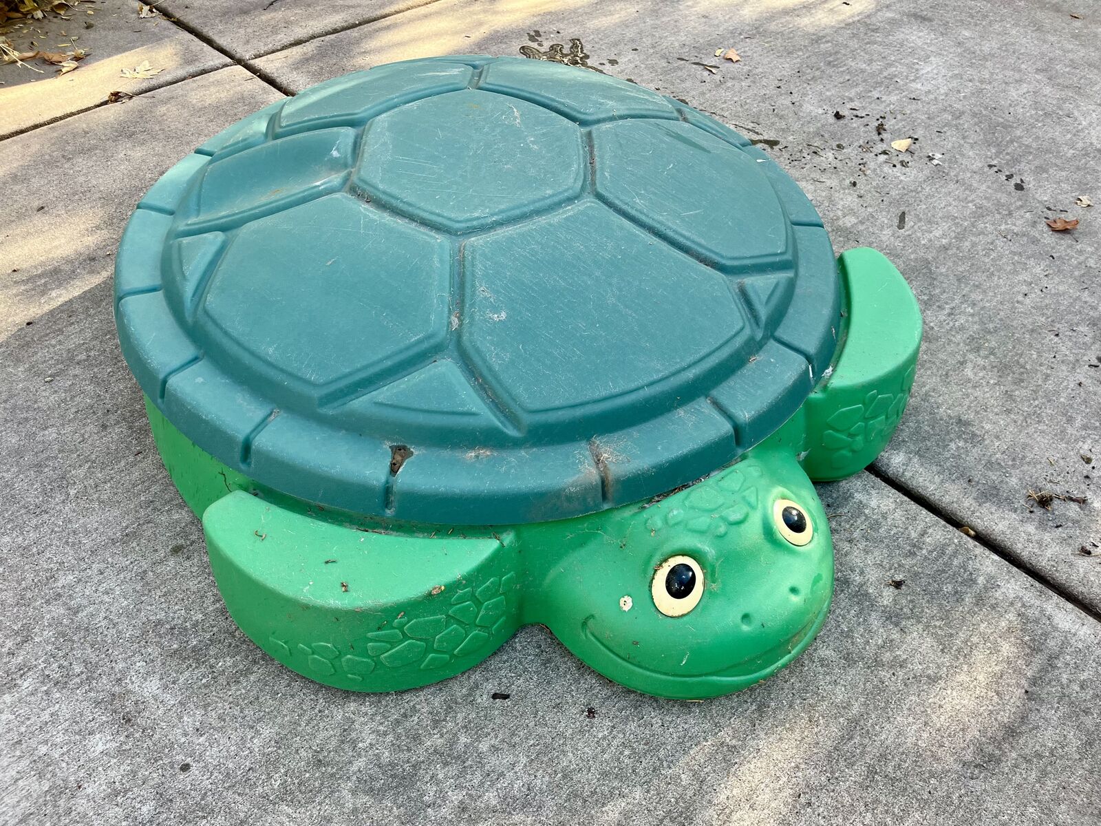 Little Tikes Giant Turtle Sandbox | Play Furniture | KSL Classifieds