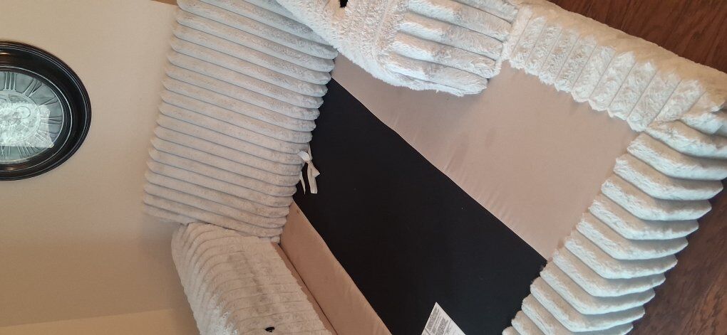 oversized chaise | Couches and Loveseats, Fabric | KSL Classifieds