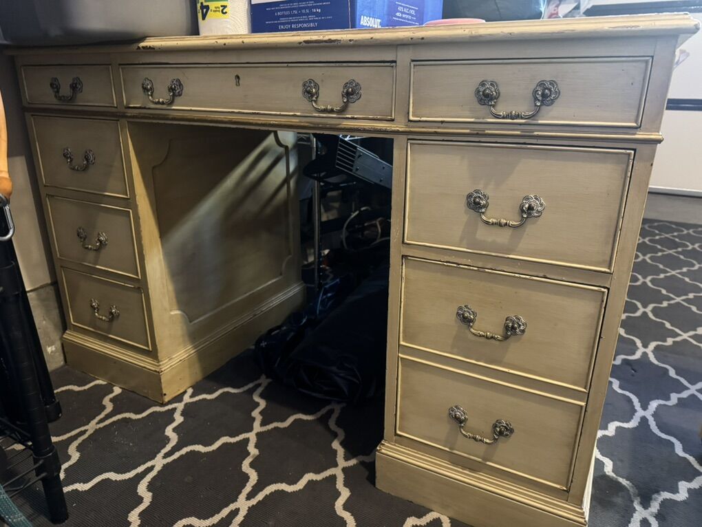 Desk And Chair | Office Furniture | KSL Classifieds