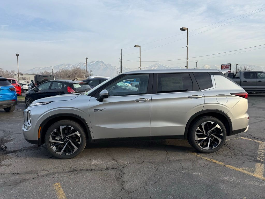 2025 Mitsubishi Outlander SE in Salt Lake City, UT | KSL Cars