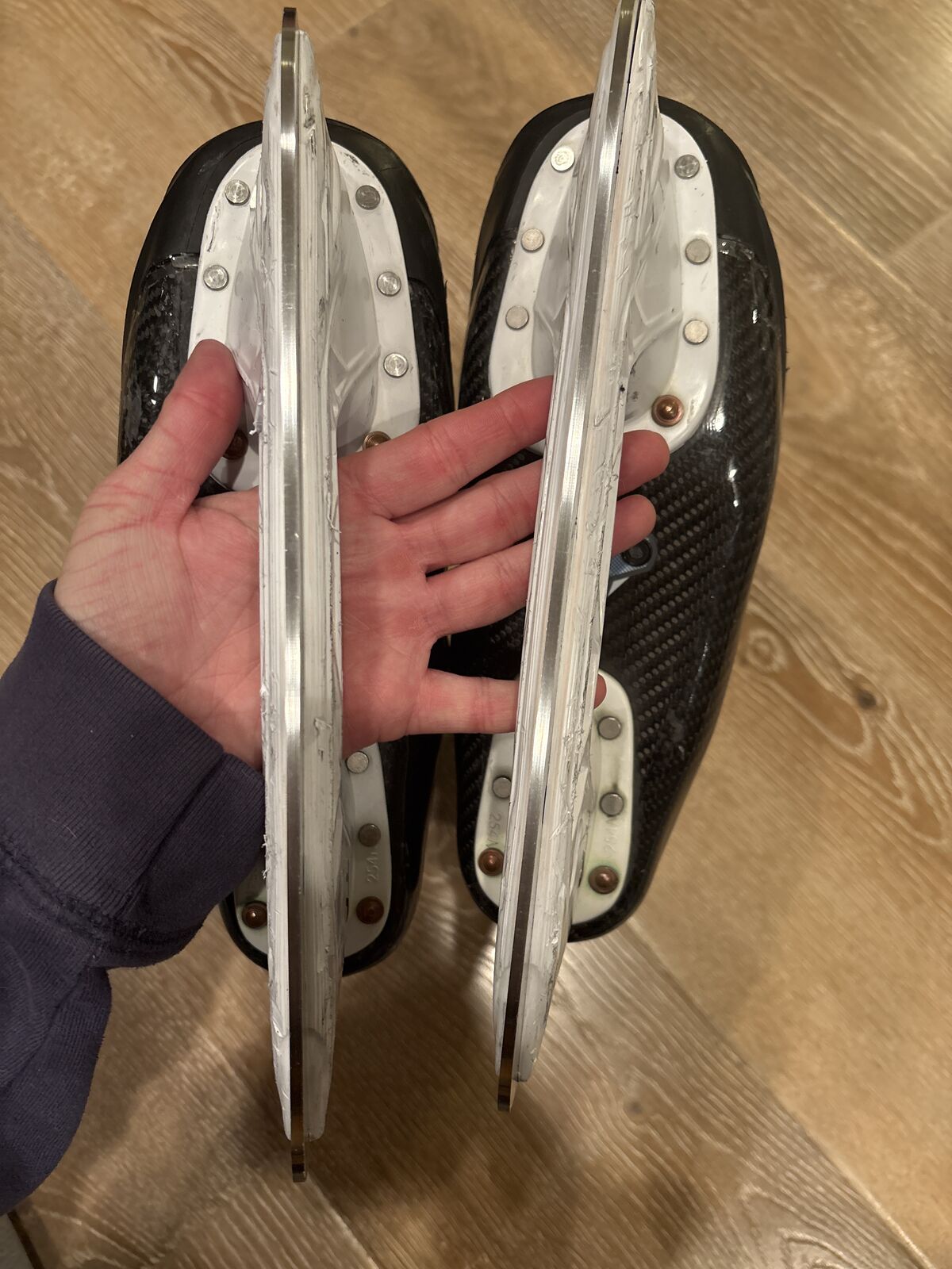 True Catalyst 9 Hockey Skates Sr Size 6 | Hockey Equipment | KSL ...