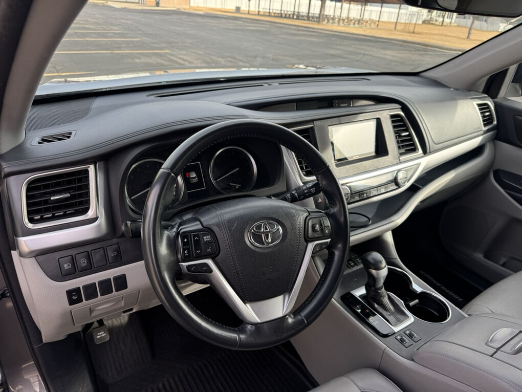2018 Toyota Highlander XLE in Clinton, UT | KSL Cars