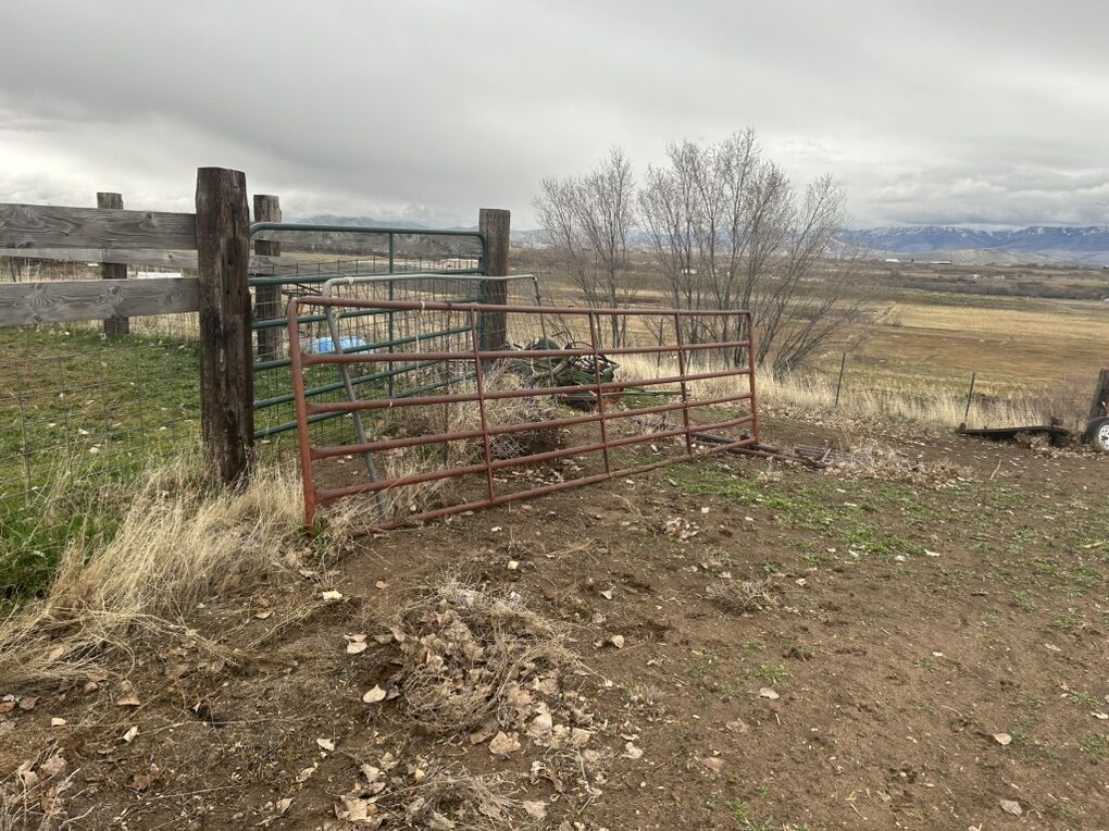 16' Gate | Livestock Equipment and Supply | KSL Classifieds