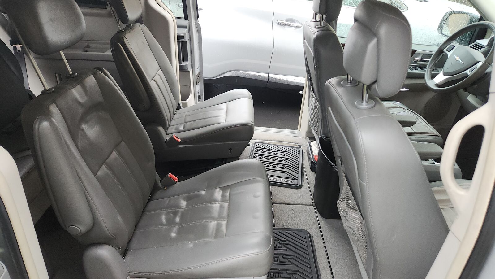 2010 Chrysler Town and Country LX in Pleasant Grove, UT | KSL Cars