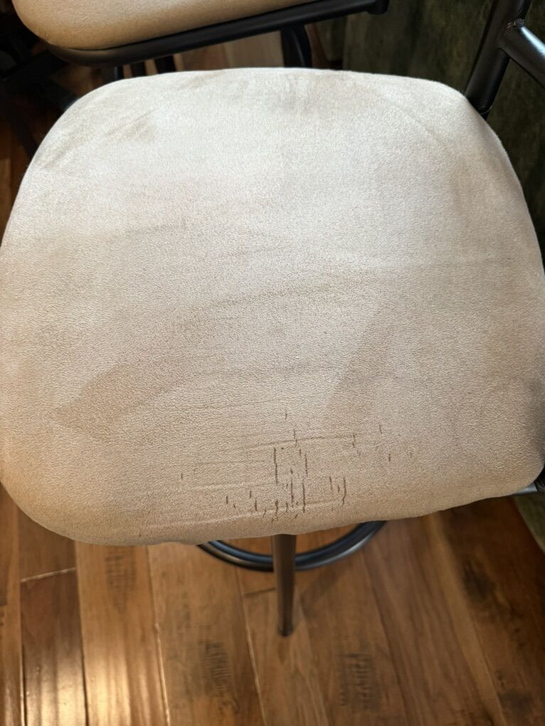 Set of 4 Bar Stools | Chairs | KSL Classifieds