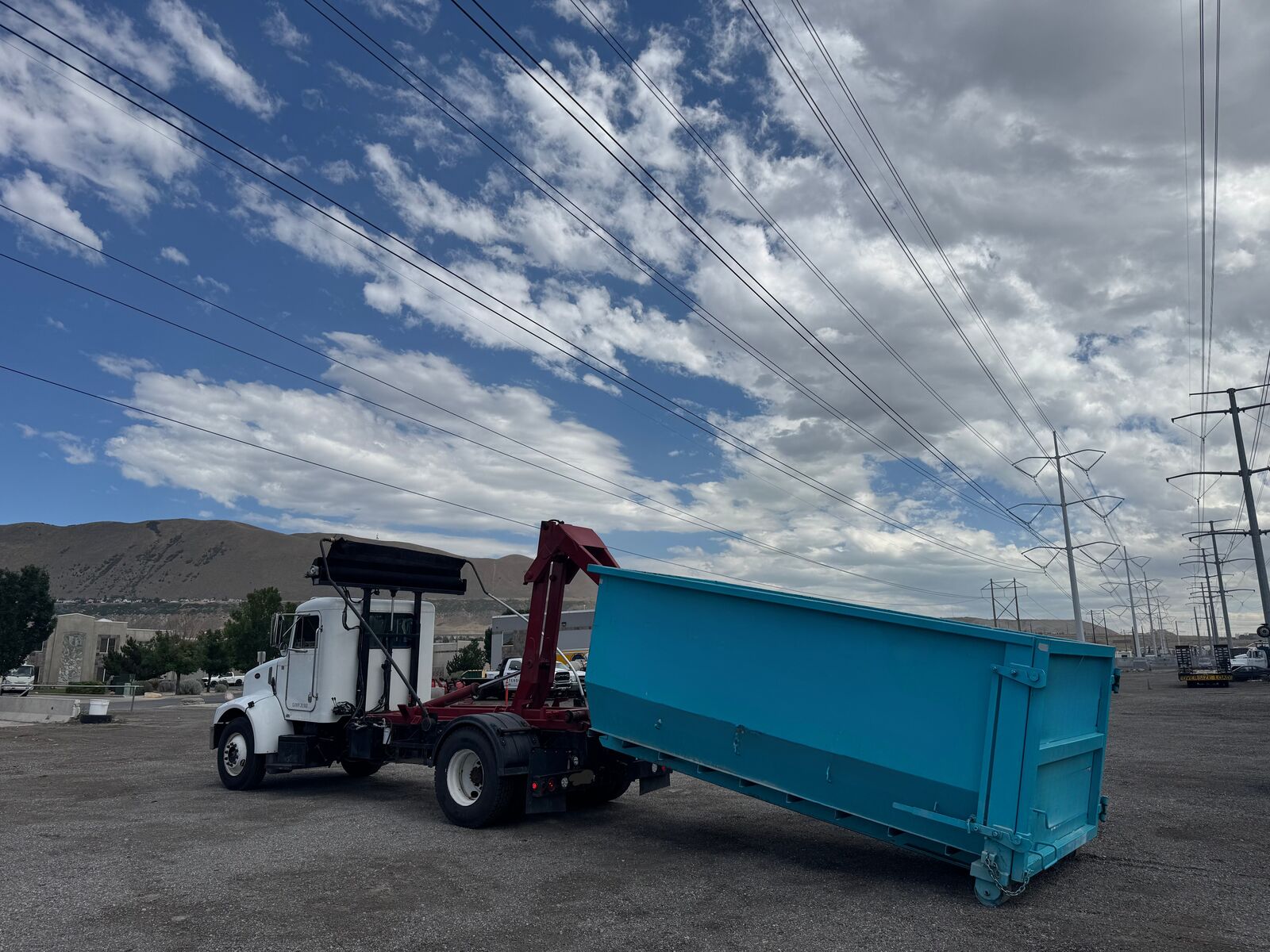 2002 Peterbilt 330 in Draper, UT | KSL Cars