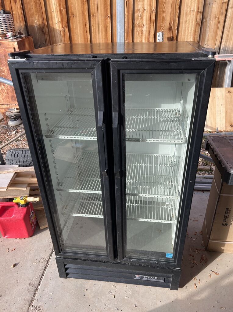 True Fridge | Refrigerators & Freezers | KSL Classifieds