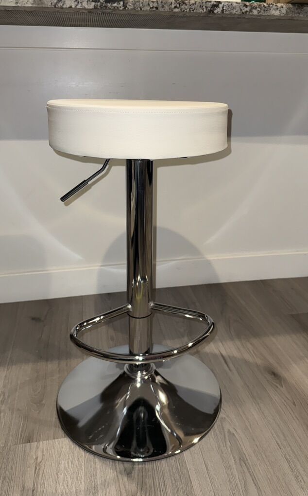 Adjustable White Stool - Extra Seat - $20 | Chairs | KSL Classifieds
