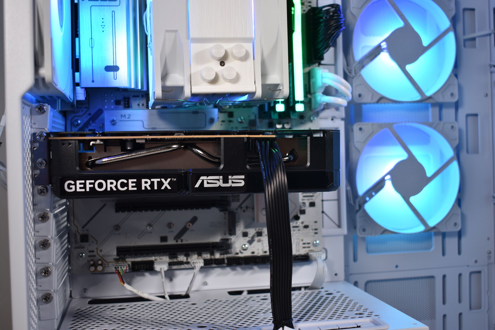 Ryzen 7 8700F | RTX 5060 | 32GB DDR5 | 1TB NVMe | Windows 11 Pro ...