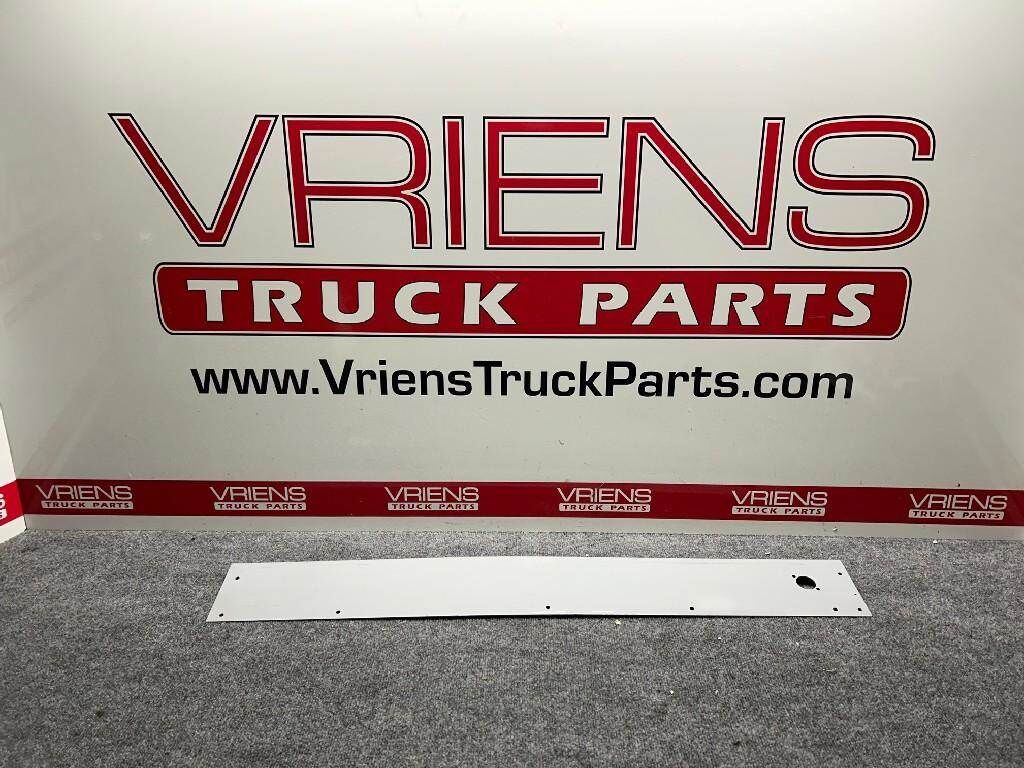 R33-1075-511111A1R SKIRT-SOUND SHIELD RH | Parts - Heavy Equipment ...