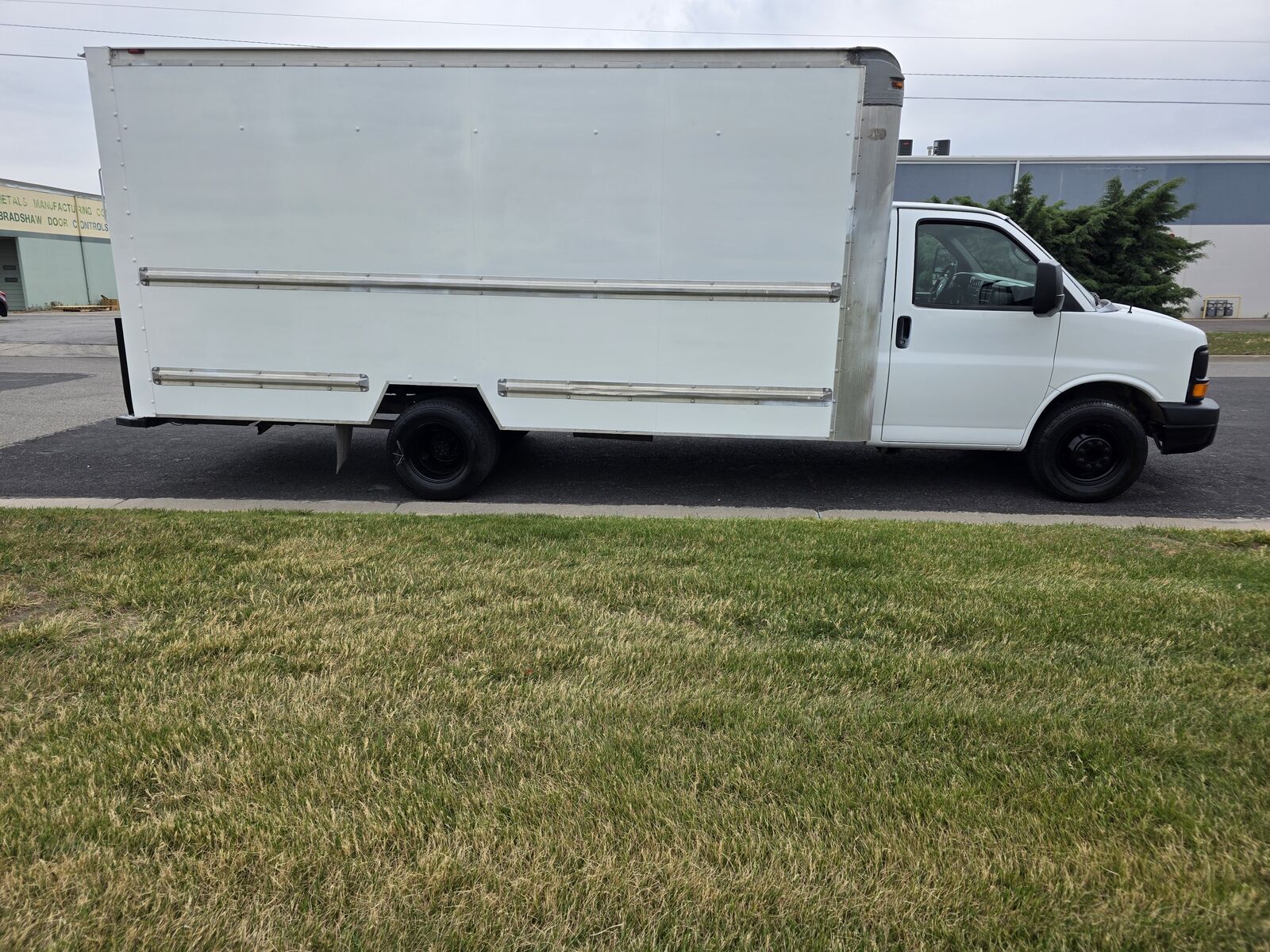 2011 GMC Savanna 16ft box | Heavy Equipment/Tractors | KSL Classifieds