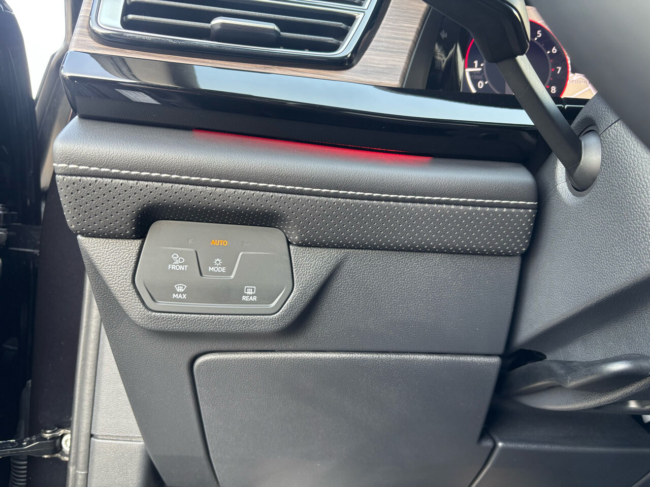 2024 Volkswagen Atlas SEL Premium R-Line 4Motion in Bountiful, UT | KSL ...