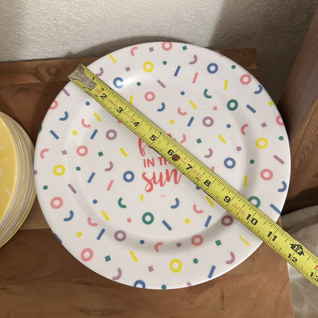 New Summer Plates Set Reusable Plastic | Kitchen | KSL Classifieds
