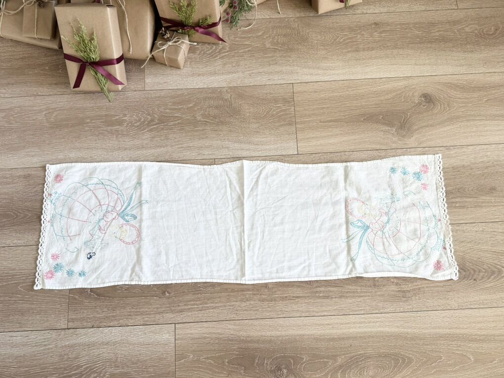 Vintage | Hand Embroidered | Table Runner | Retro | Home Decor | KSL ...