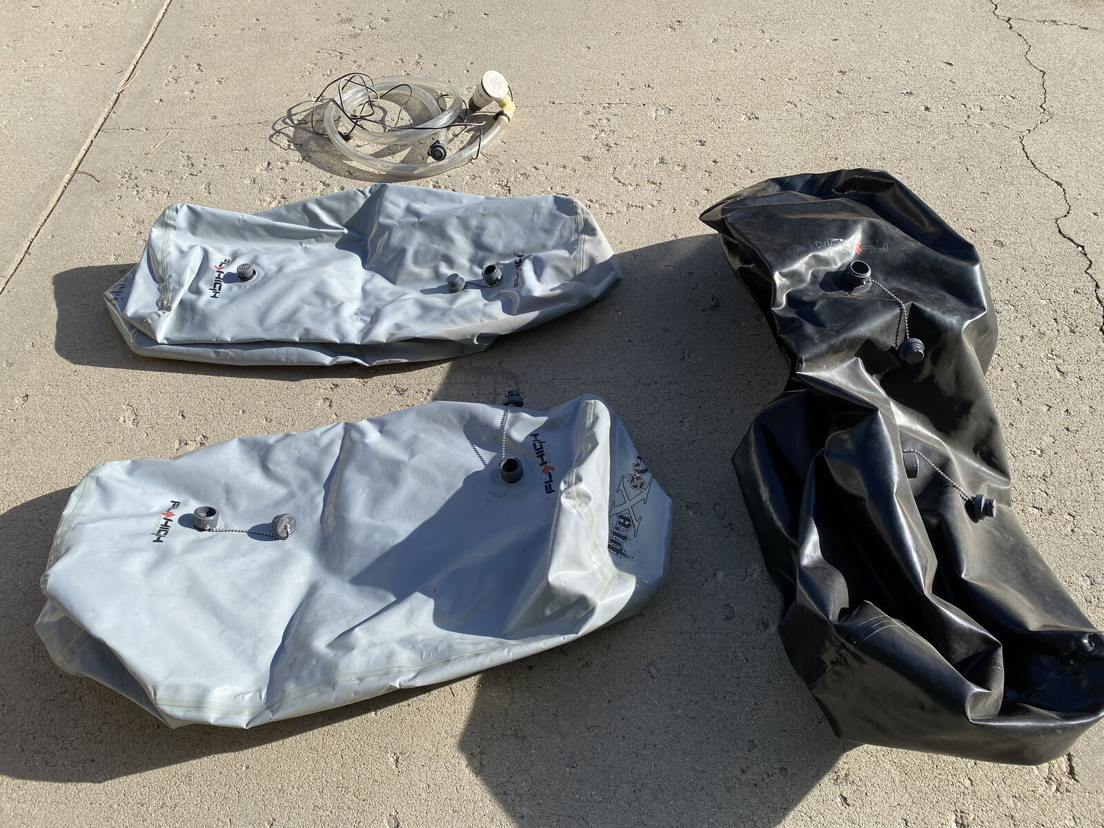 Fat Sac Wake Ballast Bags and Tsunami Pump | Ski and Wakeboard Boats ...