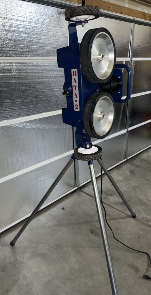 Bata 2 Baseball/Softball Pitching Machine | Other General Sporting ...