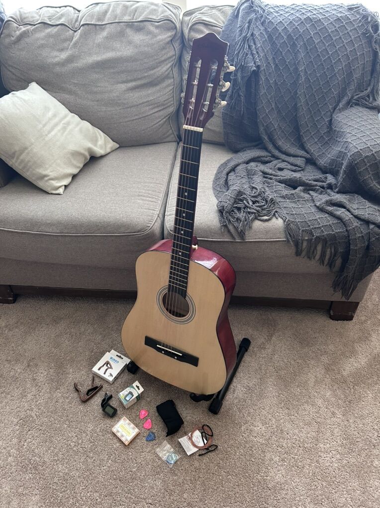 Beginner Guitar Set | Guitars | KSL Classifieds