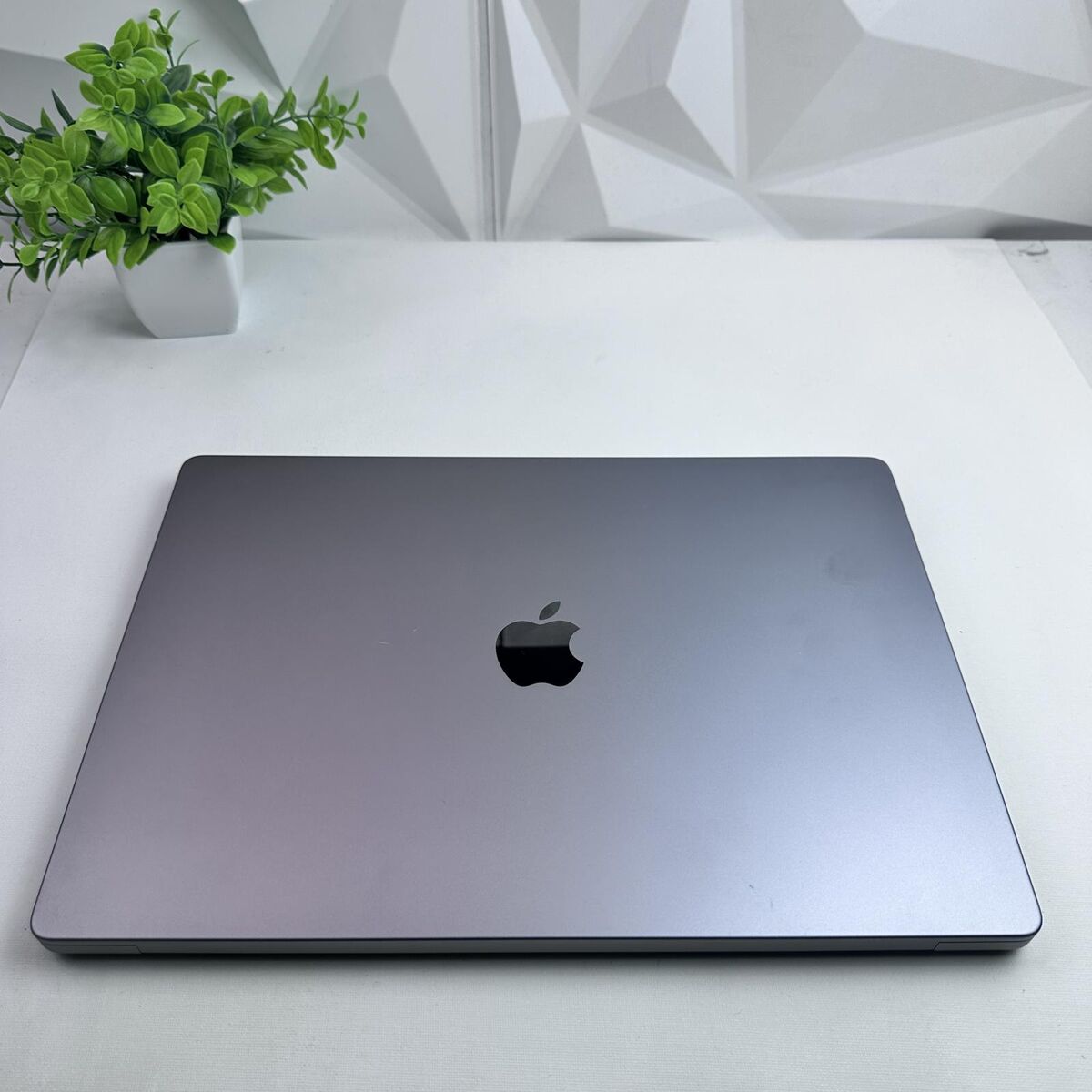 MacBook Pro (16-inch, M1 Pro, 2021) 16-Core GPU, 16GB, 512GB SSD ...