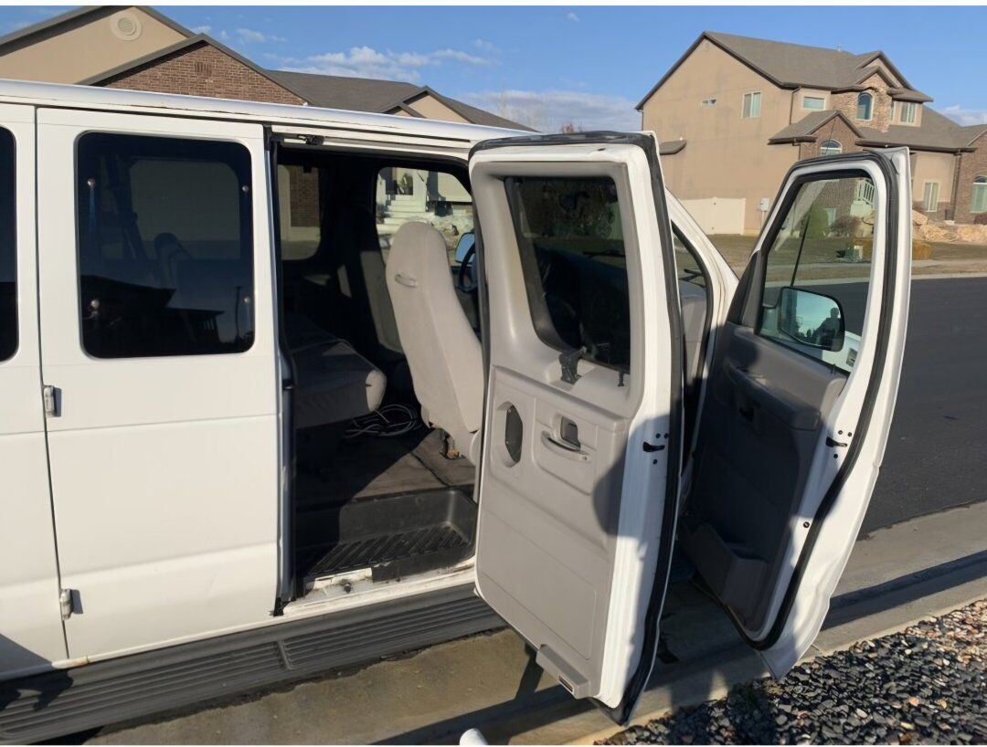 2002 Ford E-Series E-350 SD XLT in South Ogden, UT | KSL Cars