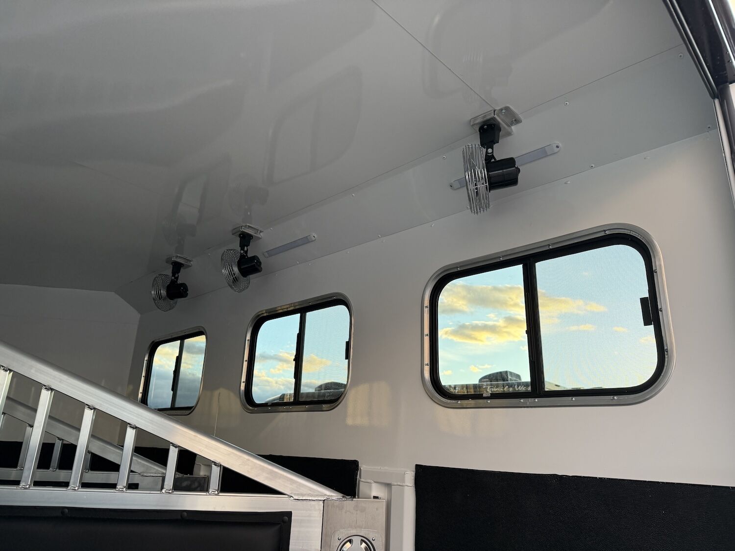 2026 Trails West Sierra II 3-Horse | Horses/Livestock, Trailers | KSL ...