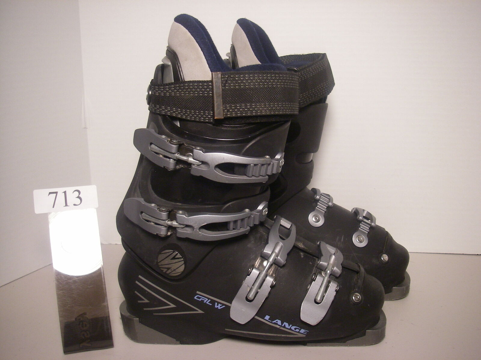 Gently used Ski Boots, MONDO 24, 24.5, 25, 25.5, (SZ 6 6.5 7 7.5 8 8.5 ...