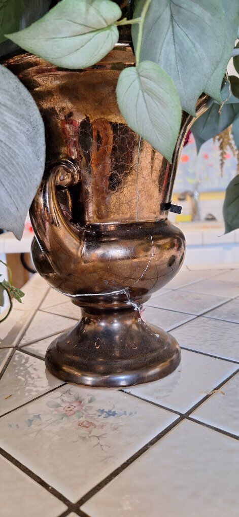 Beautiful Silk Flower Arrangement | Plants: Flowers And Trees | KSL Classifieds