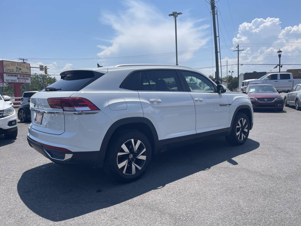 2023 Volkswagen Atlas Cross Sport SE in Lindon, UT | KSL Cars