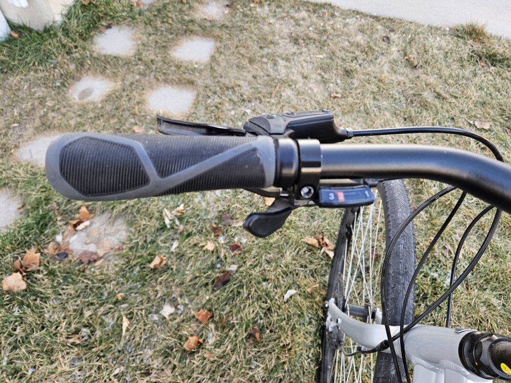 TREK Verve 2 Hybrid Bike | Fitness and Urban Bikes | KSL Classifieds