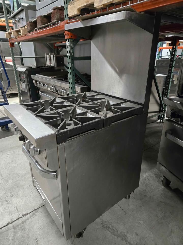 Southbend S24E 24" S-series Gas Restaurant Range 1 Space Saver Oven 4 ...