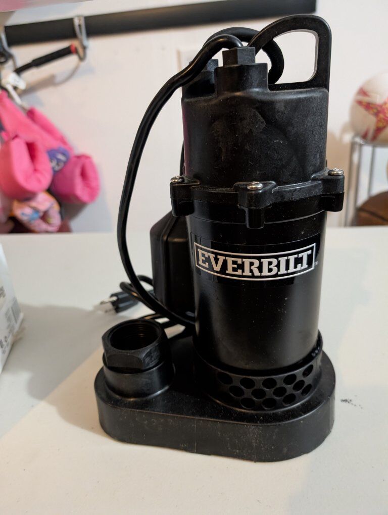 1/4 HP Everbult Submersible Sump Pump | Plumbing | KSL Classifieds